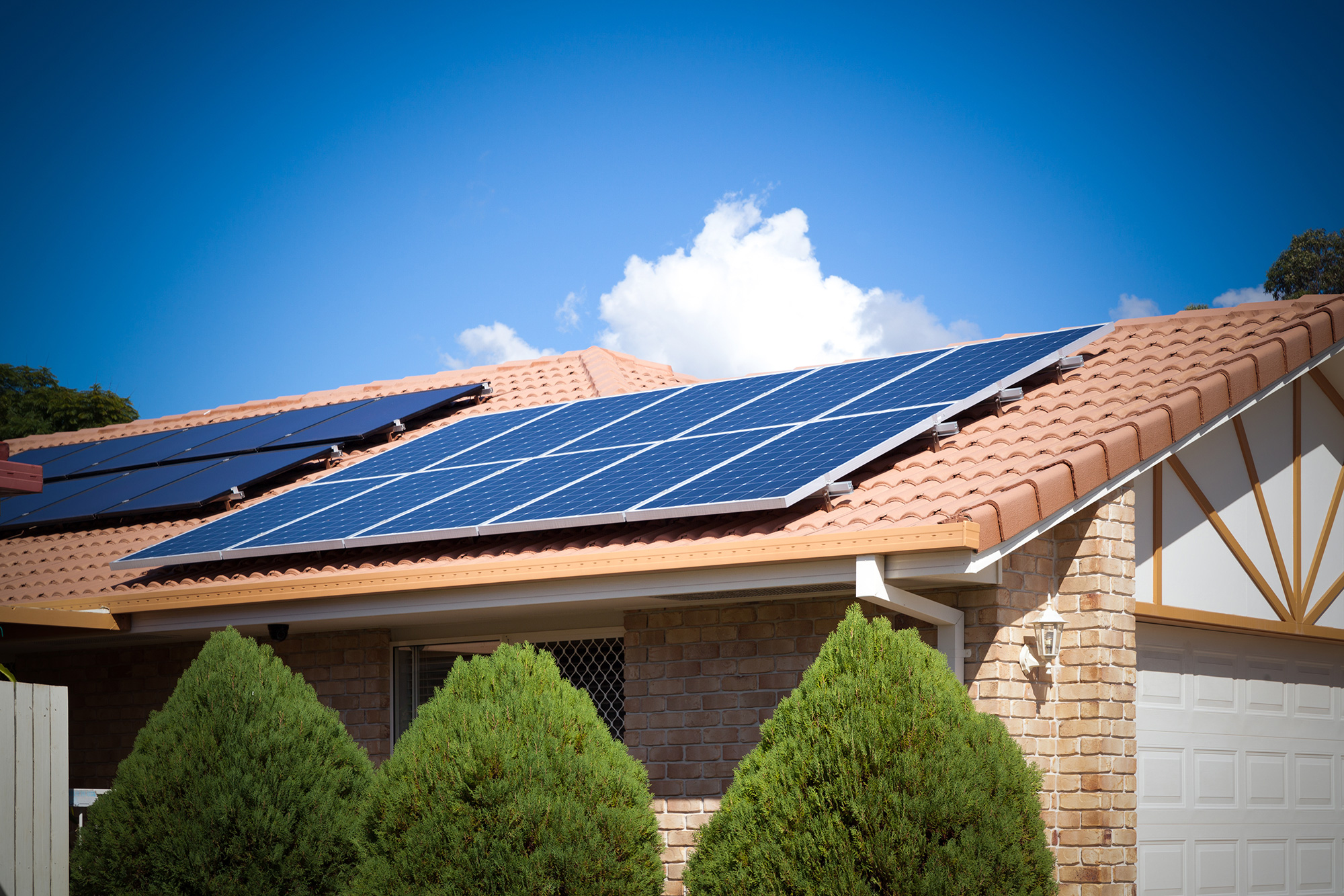 What Causes Solar System Failure? - Solar Warehouse Australia